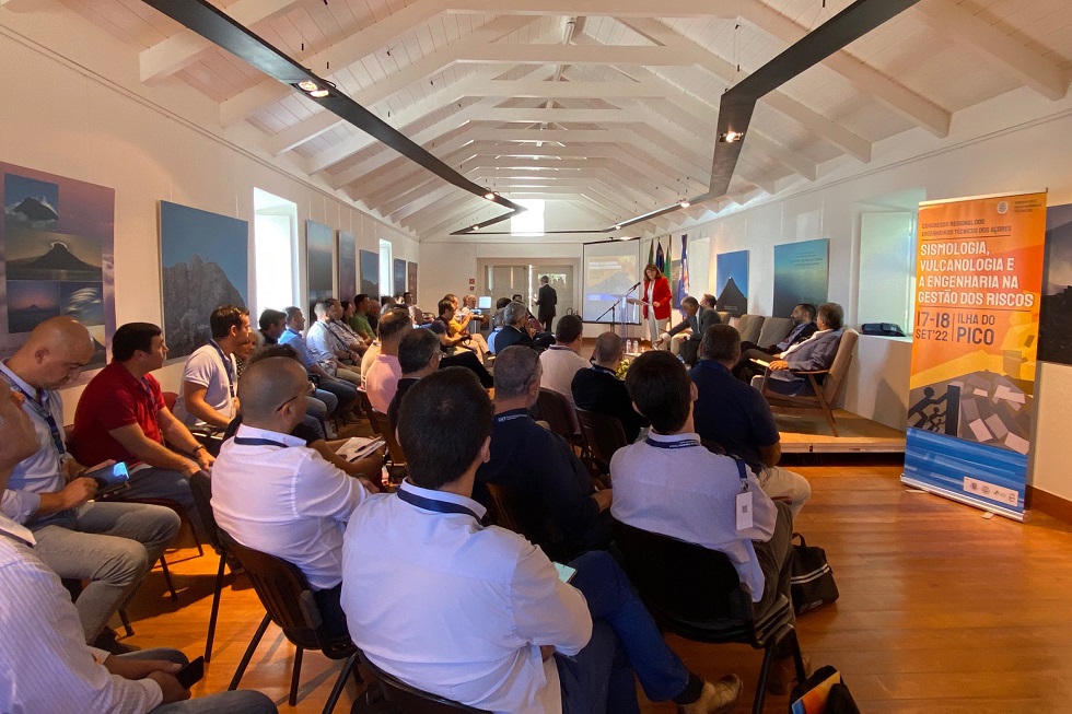 REGIÃO | Pico. “Manual de Avaliação da Segurança Sísmica para edifícios ...